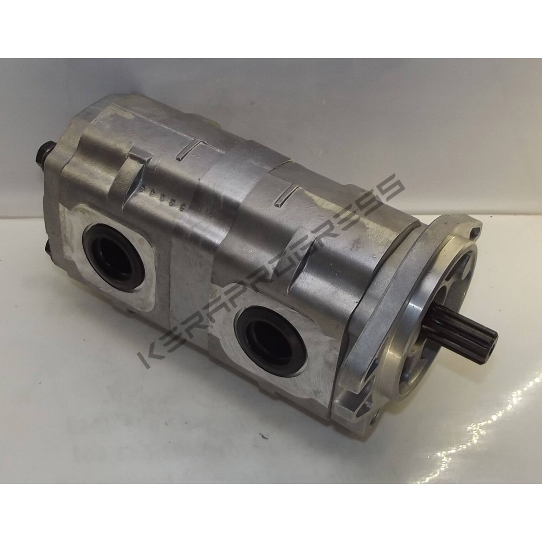 Hitachi UE40 fogaskerék szivattyú - KRP4-13-13CBN