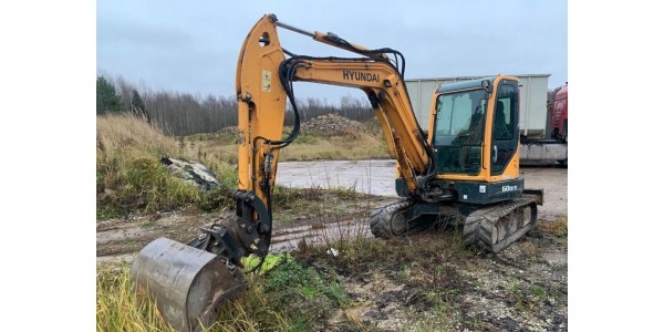 Hyundai R60-7 toronyfordító hidromotor